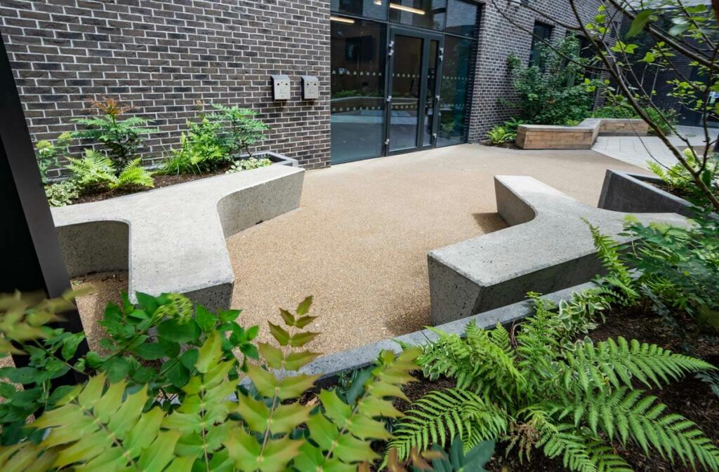 Georgia Bench | Outdoor Concrete Seating Urbancrete